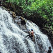 Waterfall Rappel Adventure - KAUAI.com